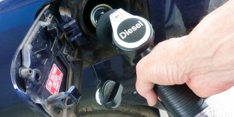 Que diesel é esse? Entenda as diferenças entre Diesel A, B, R ...