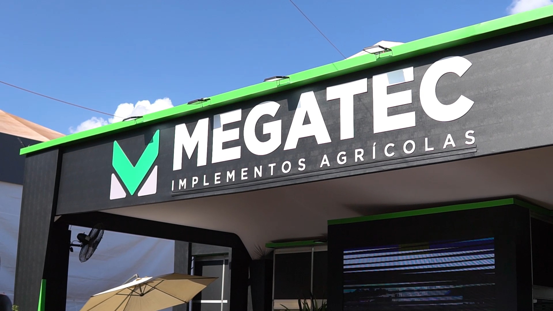 Primeiro transbordo elétrico do mundo: MEGATEC destaca inovações na ...
